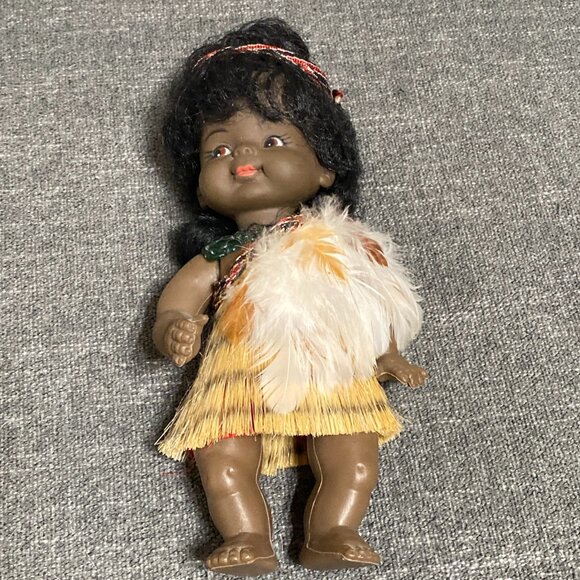 Other | New Zealand Mori Doll Souvenir Grass Skirt Feathers | Poshmark
